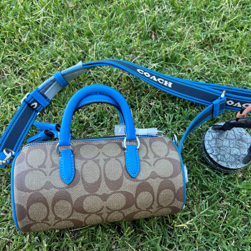 Coach Lacey Crossbody In Signature Canvas - Gem